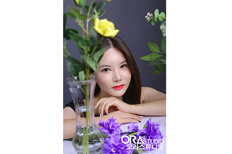 부산프로필사진/서면프로필사진/화보촬영/개인프로필사진/부산스튜디오/서면사진관/서면승무원사진/부산승무원사진/개인화보 ORASTUDIO
